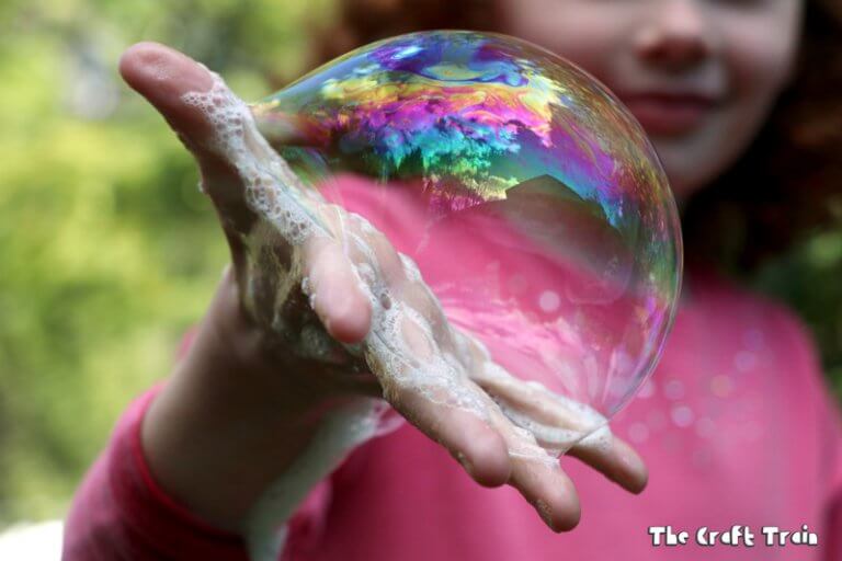 Amazing Hand Bubbles - The Craft Train