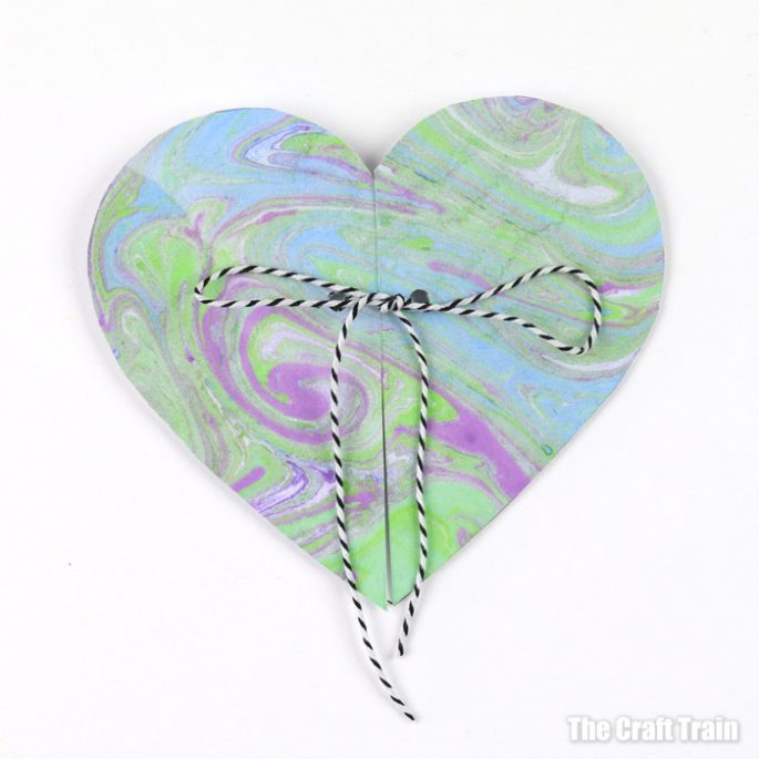 Marbled heart Valentine card - The Craft Train