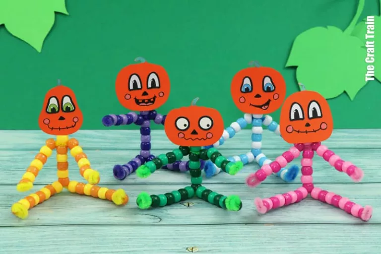 Mini Pumpkin People - The Craft Train