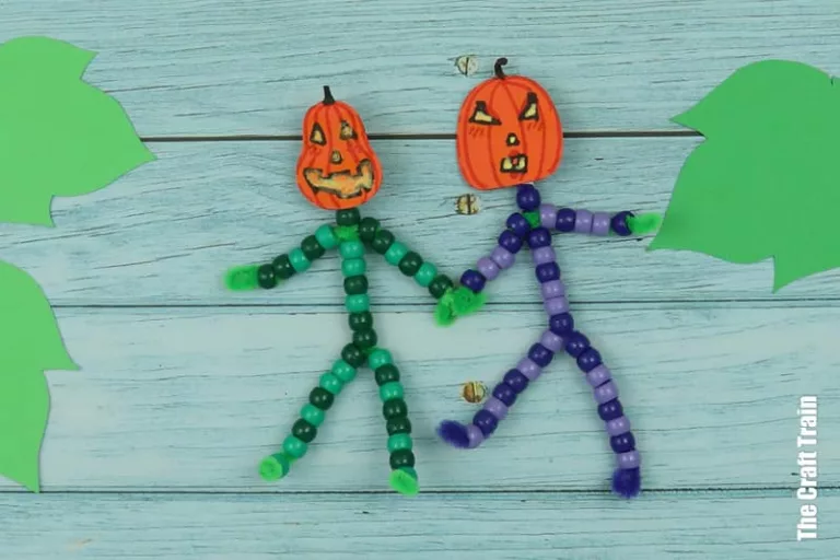 Mini Pumpkin People - The Craft Train